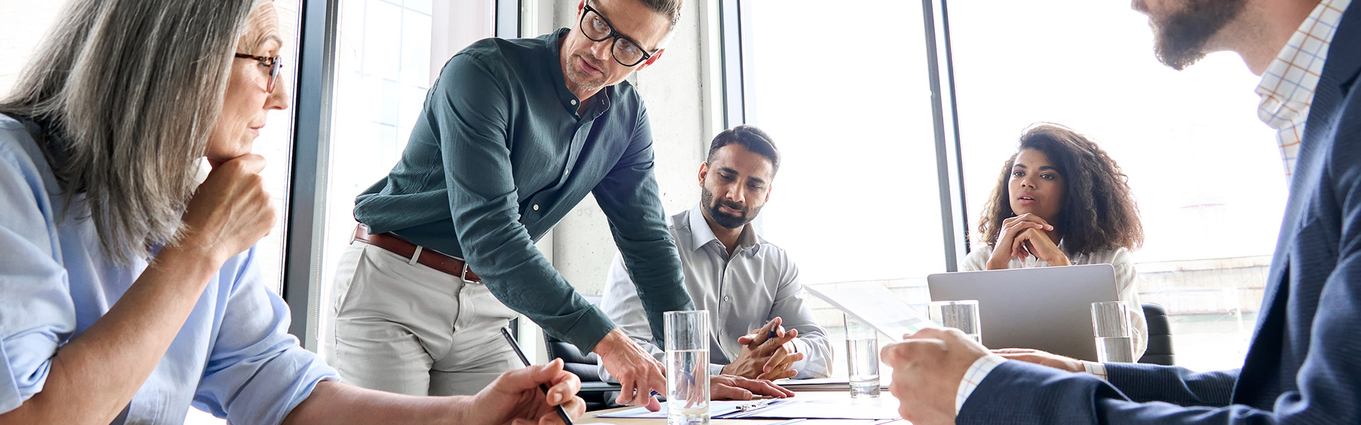 Minimum service levels and reasonable steps | Employment law