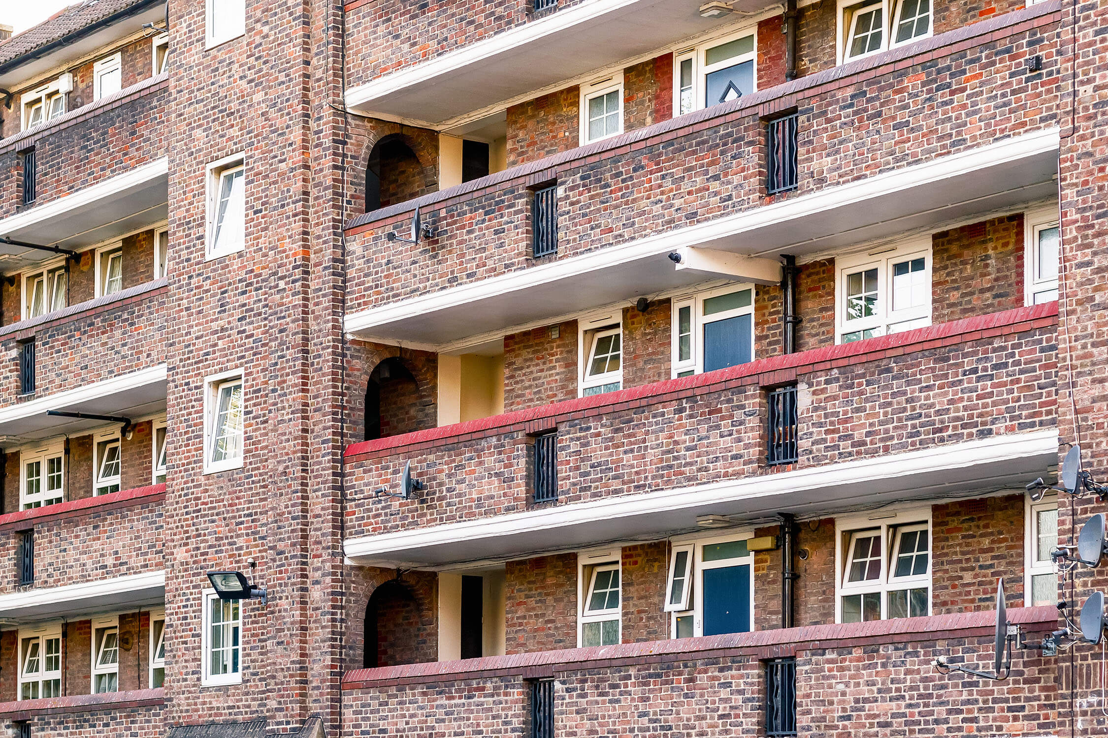 Awaab’s Law to take effect from October 2025 | Social housing law
